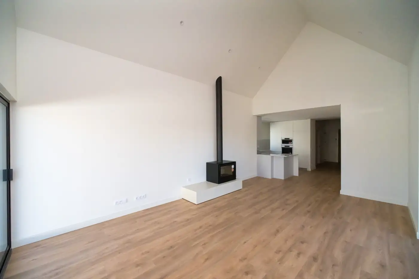 Monte Santo | Moradias Modernas em Santo Estêvão | Casas perto de Lisboa